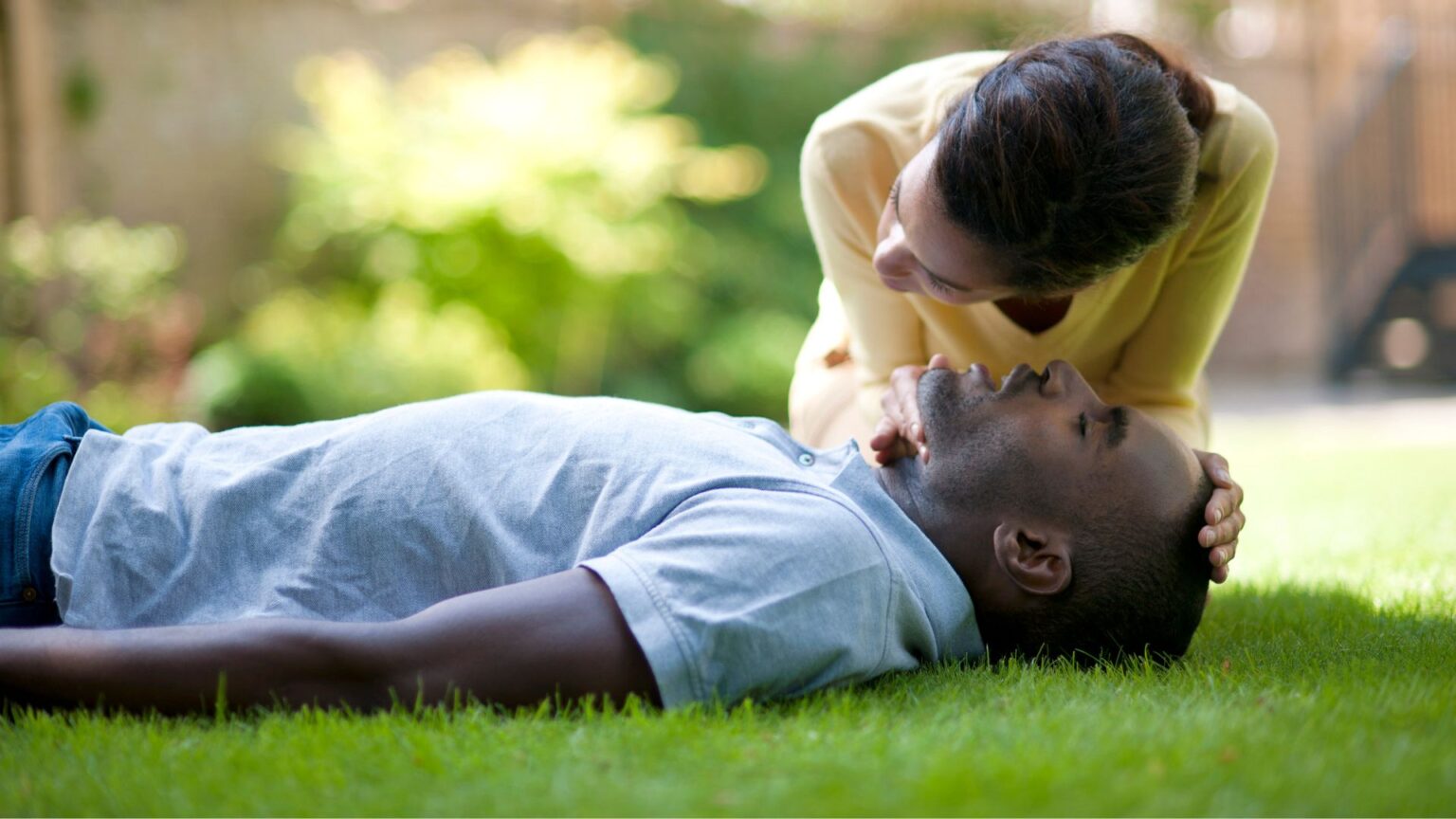 How to Recognize When CPR is Needed: Key Signs | CPR Certification ...